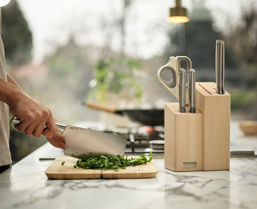 Fusion 5-Piece Knife Block With Scissors | Joseph Joseph UK