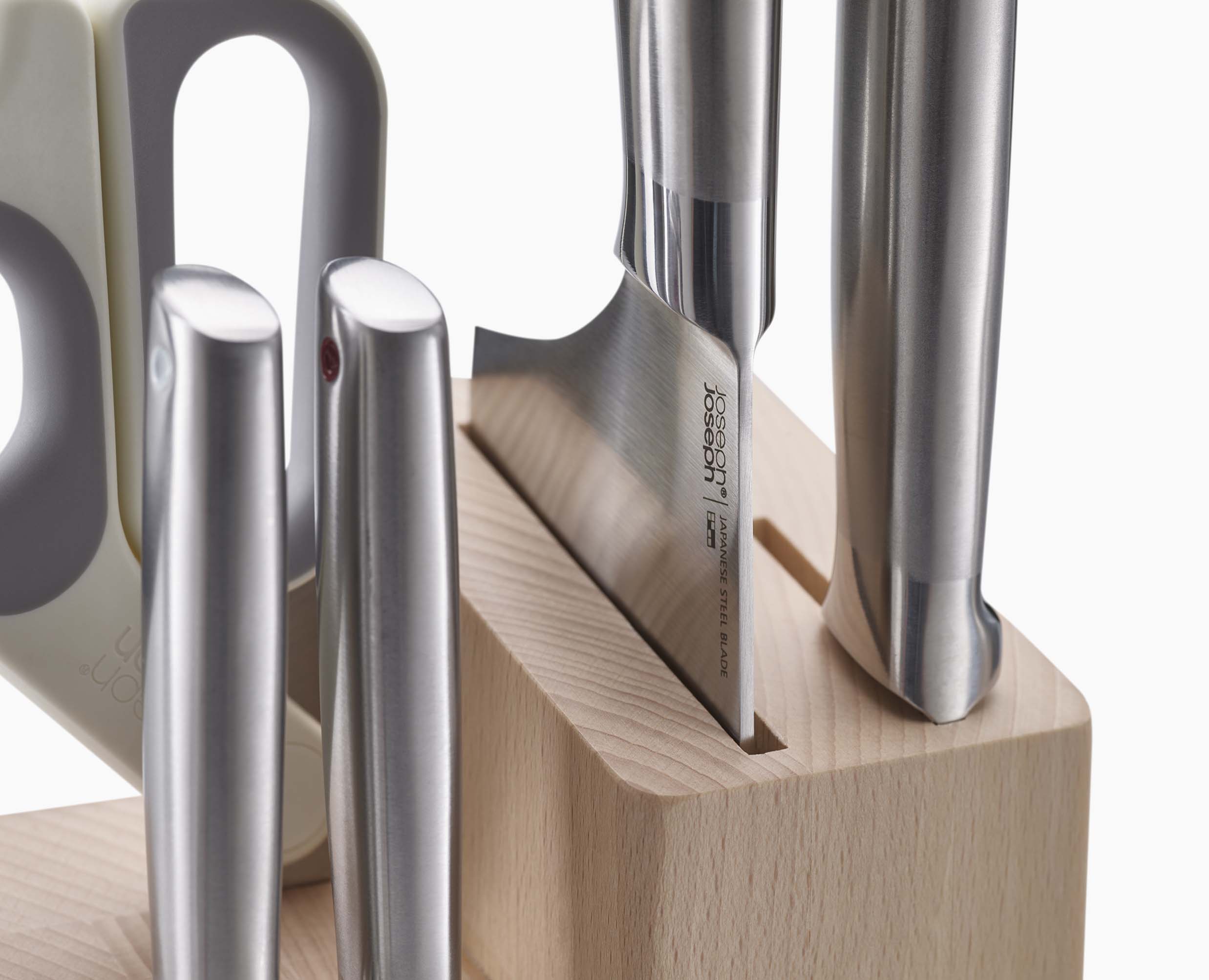 Fusion 5-Piece Knife Block With Scissors | Joseph Joseph UK