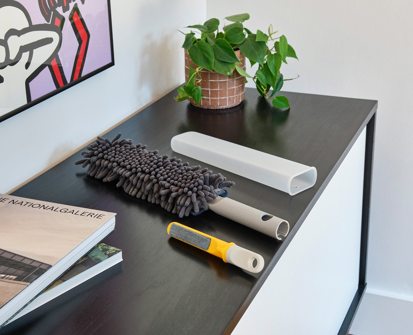 CleanTech™ 3-in-1 Duster with Sheath Cover | Joseph Joseph UK