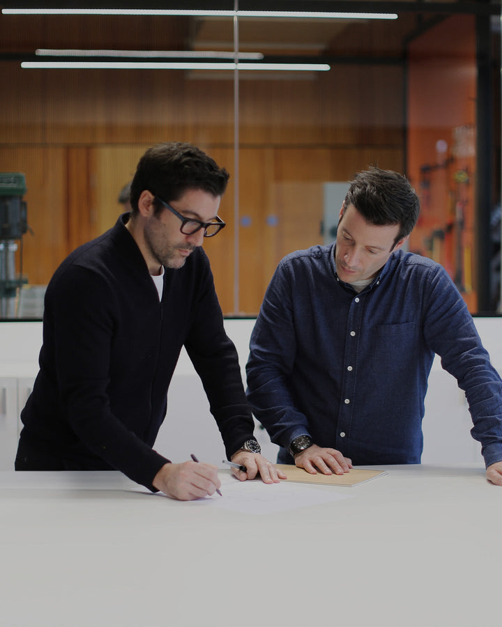 TriScale™ Digital Kitchen Scales - White | Joseph Joseph