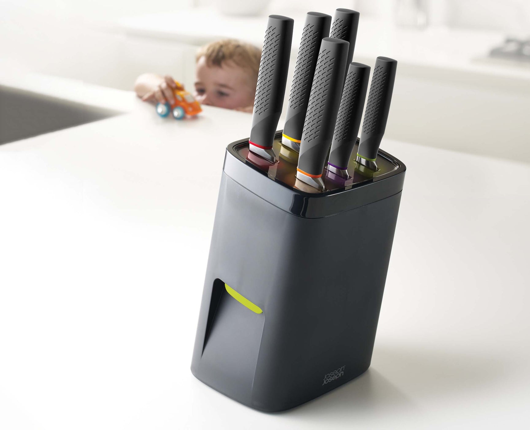 LockBlock™ Knife Block Set with Lock | Joseph Joseph UK