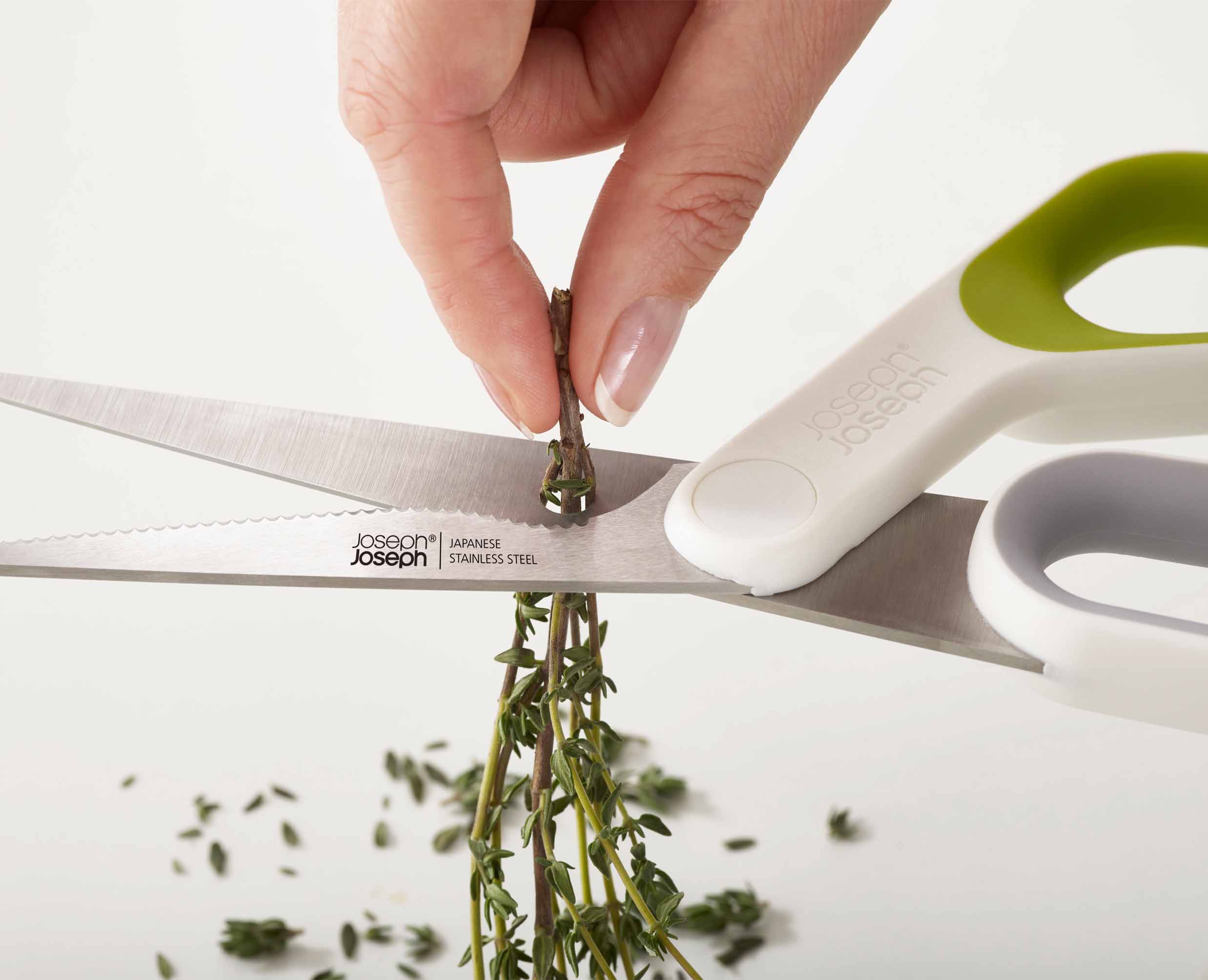 PowerGrip™ Kitchen Scissors | Joseph Joseph UK