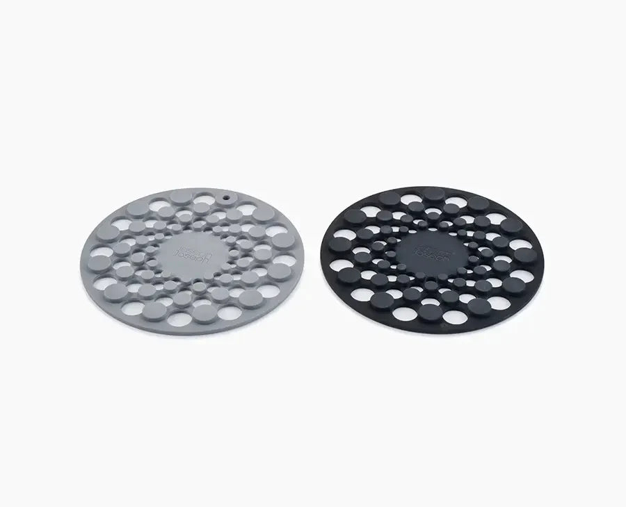 Spot-On™ Set of 2 Silicone Trivets | Joseph Joseph UK