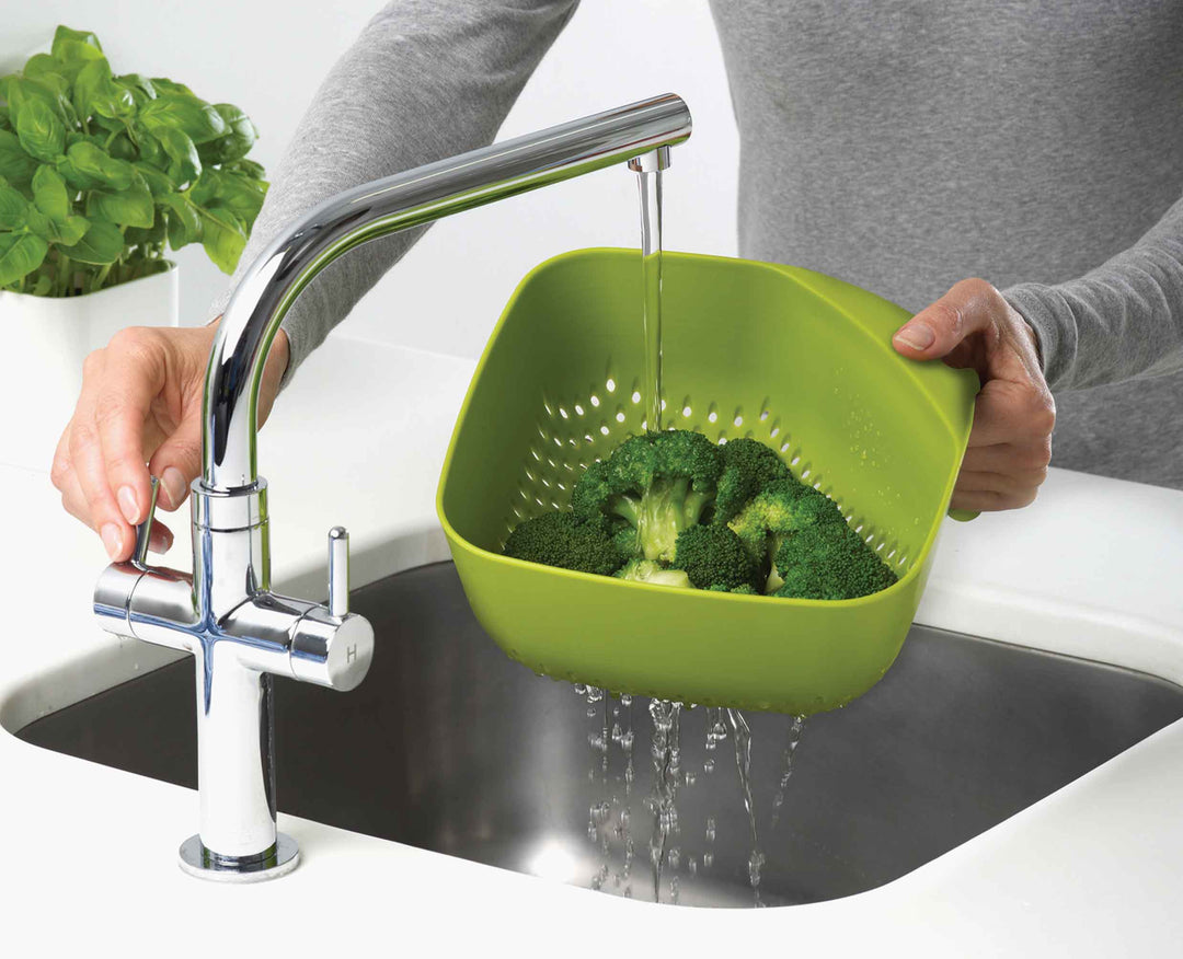 Square Colander - Green | Joseph Joseph UK